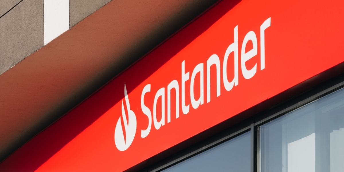 KNF z karą dla Santander Bank Polska. Ponad 21 mln zł